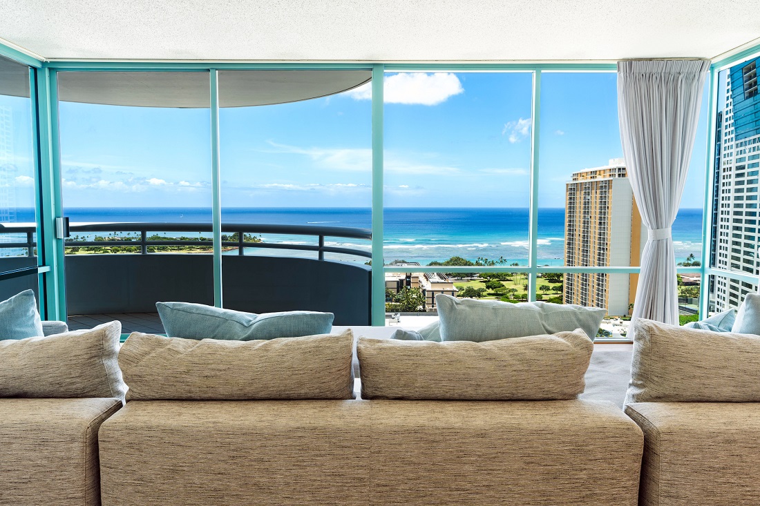 Uraku Tower Penthouse 28A HAWAII SQUARE